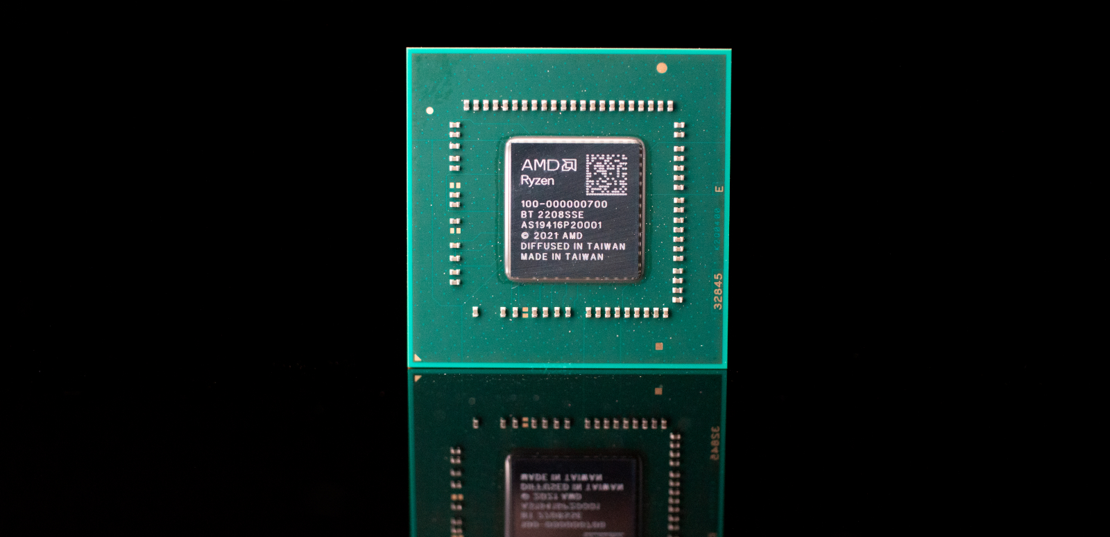 AMD dévoile ses processeurs mobiles Athlon et Ryzen 7020 avec Radeon ...